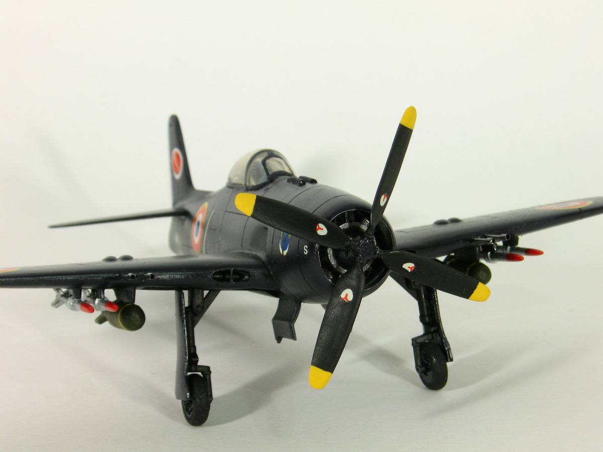 Grumman F8F-1B “Bearcat” — FROG — Ретро-Модели.Ру